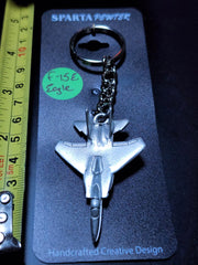 Llavero de peltre con el avión de combate McDonnell Douglas F-15E Stri ...